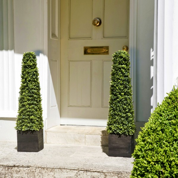 Artificial Premium Quality Boxwood Metal Framed Topiary Pyramid Trees ...